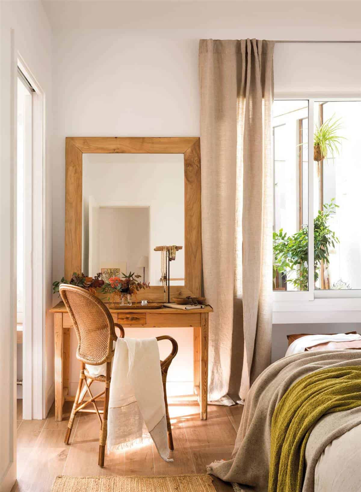 Essentials That Every Bedroom Needs