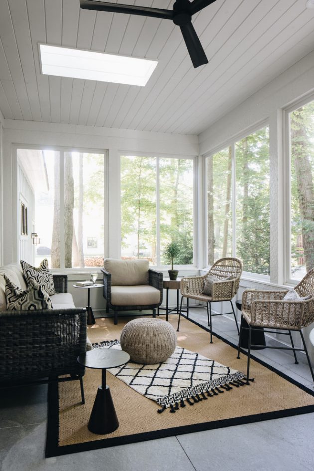 15 Beautiful Farmhouse Sunroom Designs You Will Enjoy Sitting In