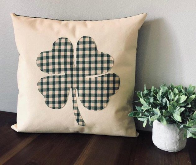 15 Charming St. Patrick's Day Pillow Idea For A Gift