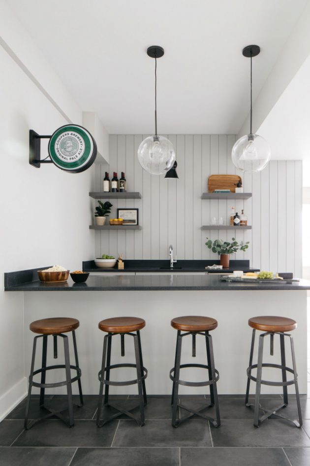 18 Magnificent Farmhouse Home Bar Designs For Any Occasion