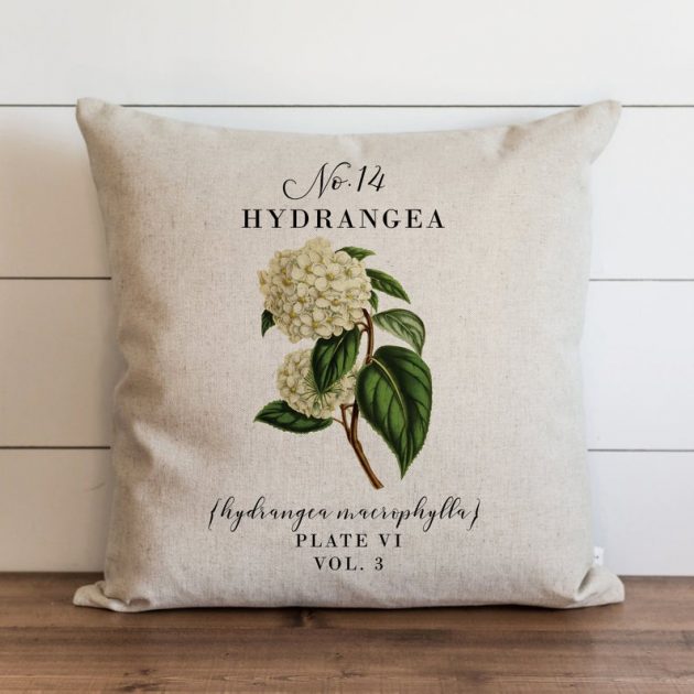 15 Charming Spring Pillow Designs That Will Freshen Up Your Porch