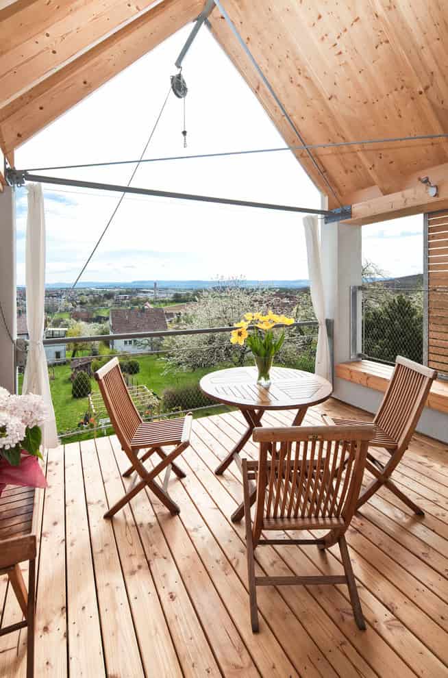 15 Phenomenal Farmhouse Balcony Designs Every Home Needs