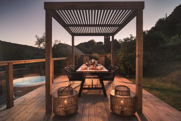 15 Stunning Farmhouse Deck Designs You Will Adore