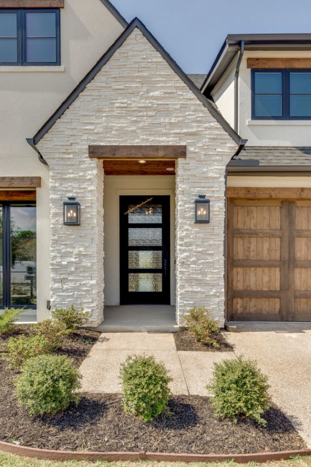 18 Appealing Farmhouse Entrance Designs You Should Get Ideas From