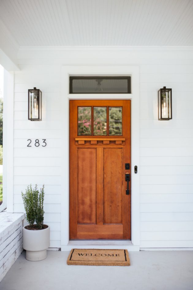 18 Appealing Farmhouse Entrance Designs You Should Get Ideas From