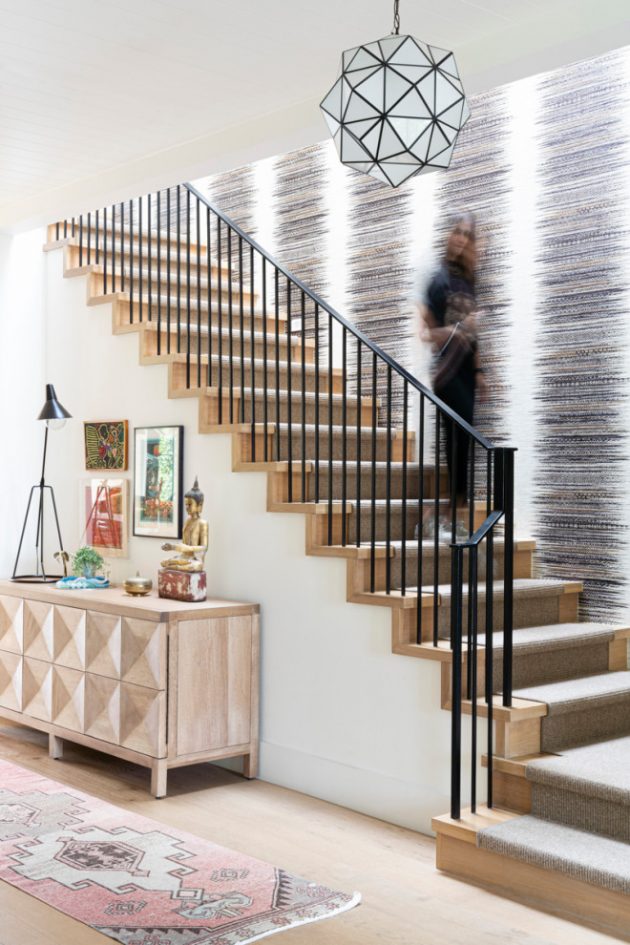18 Outstanding Farmhouse Staircase Designs That Will Charm You
