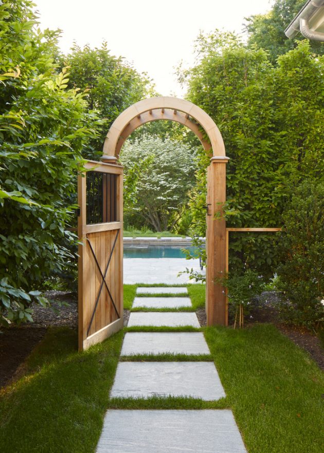 18 Remarkable Farmhouse Landscape Designs That Will Leave You Breathless