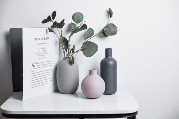 16 Stunning Modern Vase Designs You Will Want Right Now