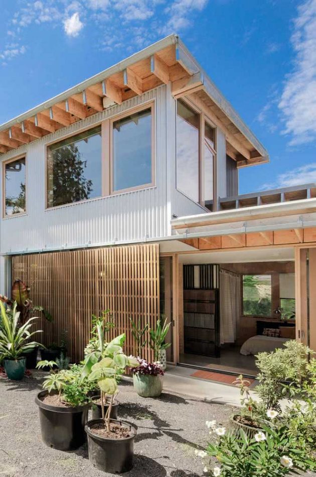 Advantages Of Slatted Panel In The Decor