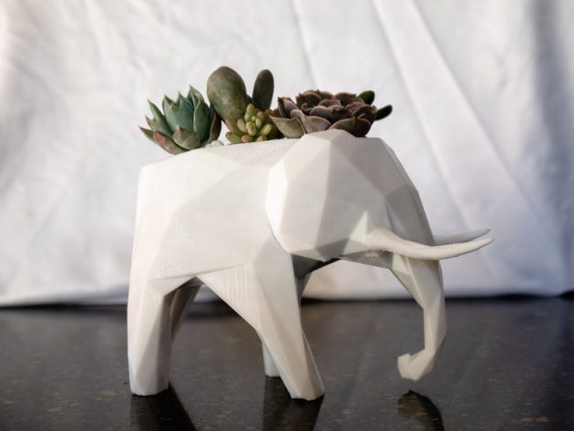 20 Elegant Geometric Planter Designs That Will Bring Order To Your Décor