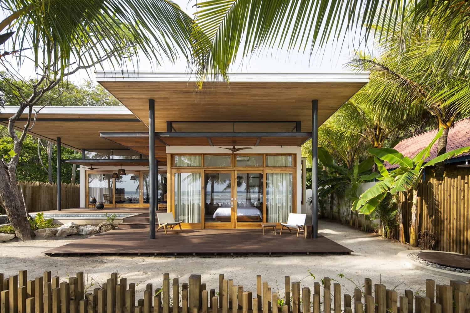Villa Akoya by Studio Saxe in Puntarenas, Costa Rica