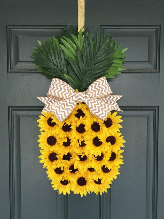 16 Charming Sunflower Wreath Designs For Your August Décor