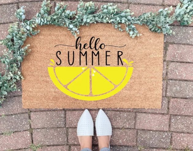 15 Cheerful Summer Doormat Designs That Will Refresh Your Entrance