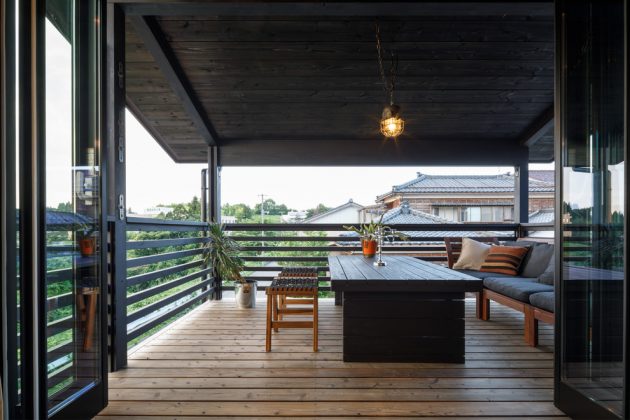 15 Super Cool Industrial Balcony Designs For Any Outdoor Layout
