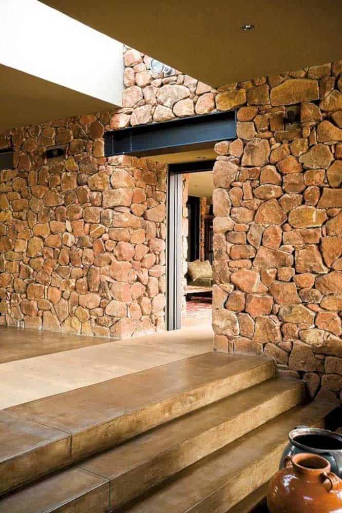 Advantages And Disadvantages Of Having Stone Wall