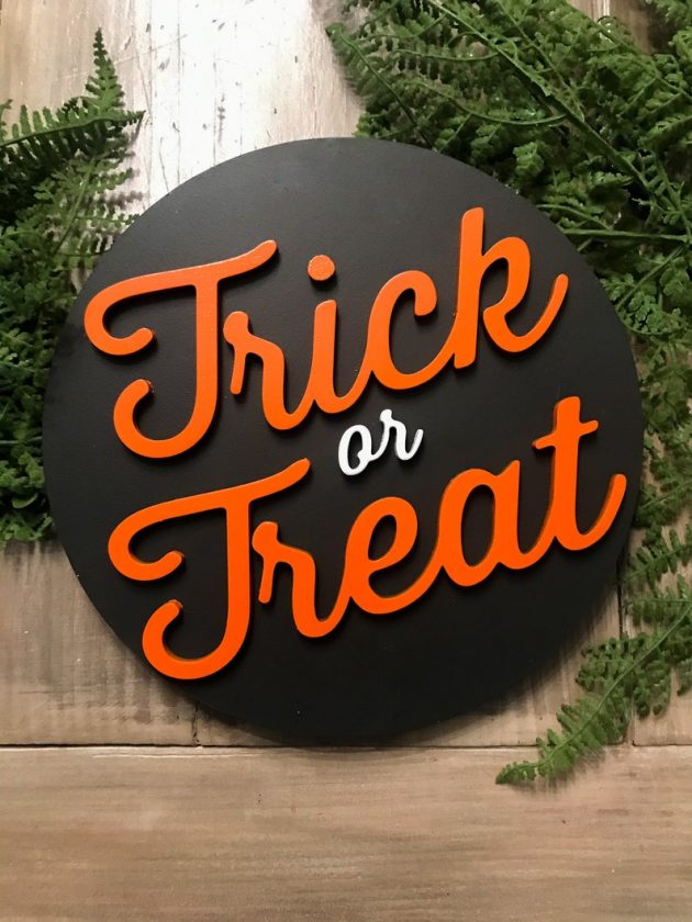 16 Scary Halloween Sign Designs You Need To Put Up