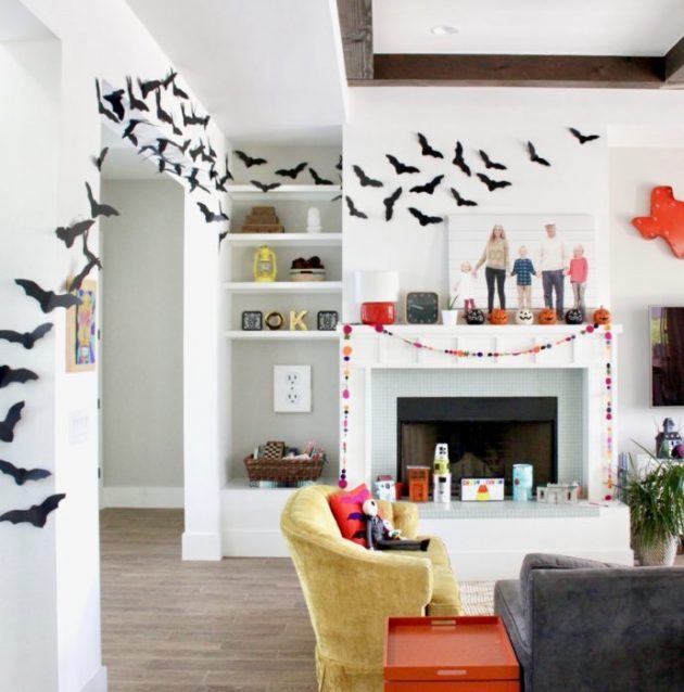 18 Eerie DIY Halloween Bat Decorations You Can Craft In 5 Minutes