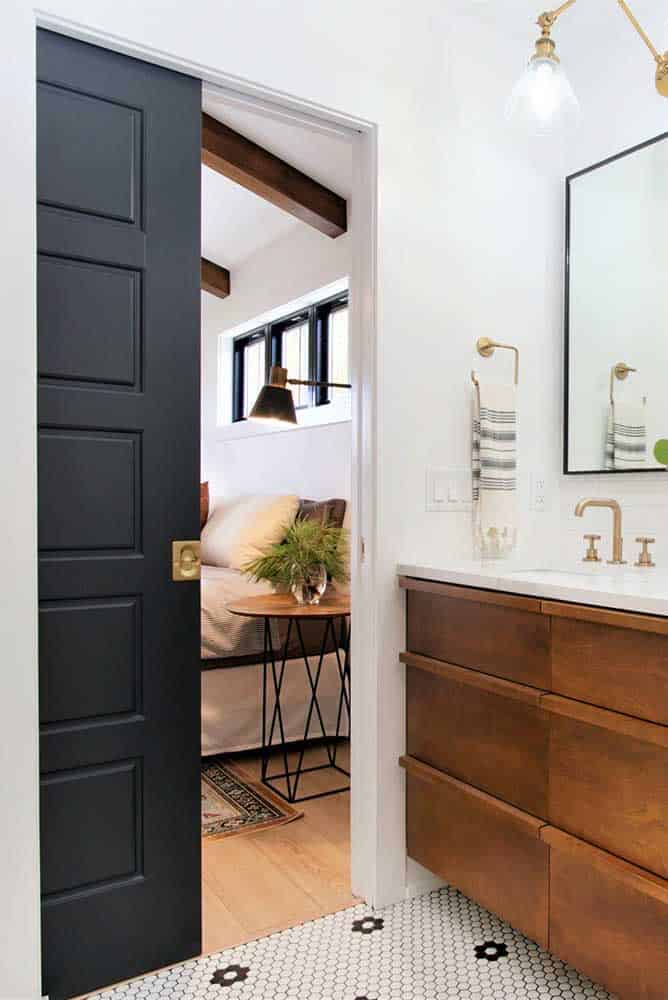 How To Choose The Perfectly Sophisticated Black Door For Your Home