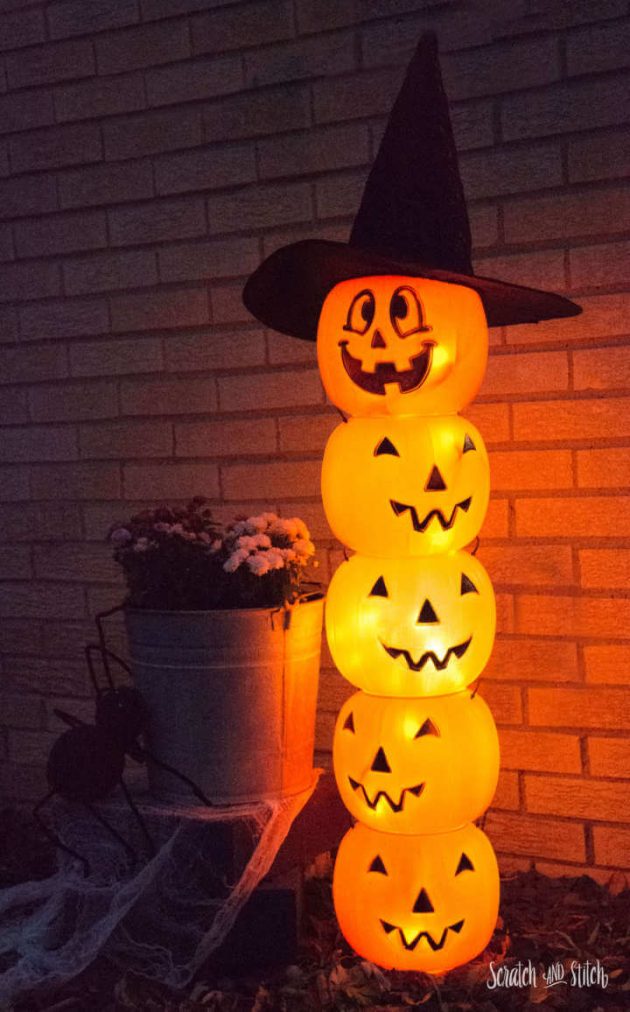 15 Creepy Dollar Store Halloween Crafts You Can Make In Under 15 Minutes