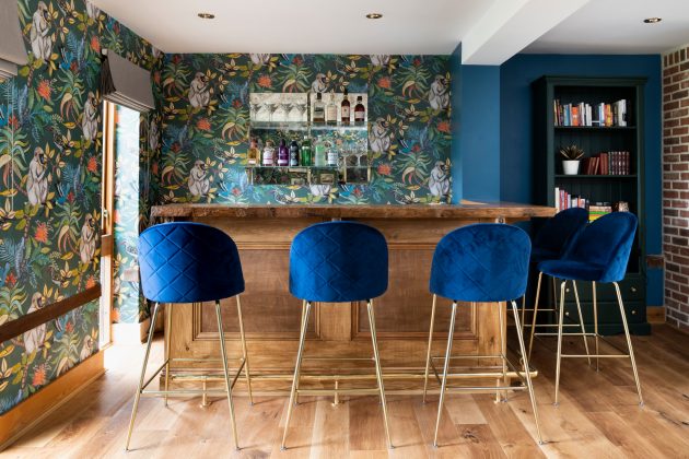 15 Stunning Eclectic Home Bar Designs You Will Envy