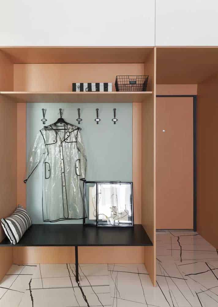 How To Assemble A Simply Lobby And Yet To Look Astonishing