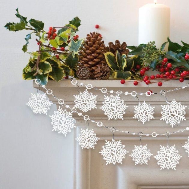 15 Beautiful Winter Garland Designs To Greet The New Season