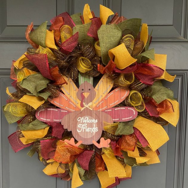 15 Fun Thanksgiving Turkey Wreath Designs For The Front Door