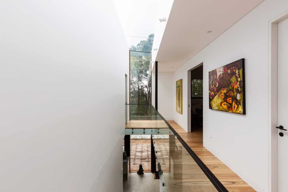 17 Amazing Contemporary Hallway Designs That Are Out Of The Ordinary