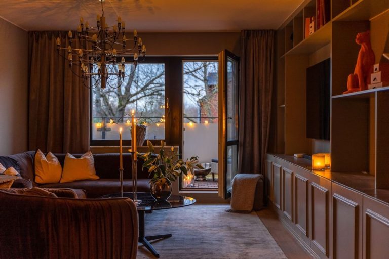 Mood Lighting That Fits For Winter And Christmas