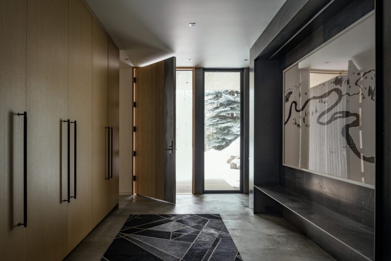 15 Beautiful Contemporary Entry Hall Designs That Will Greet You Every Time
