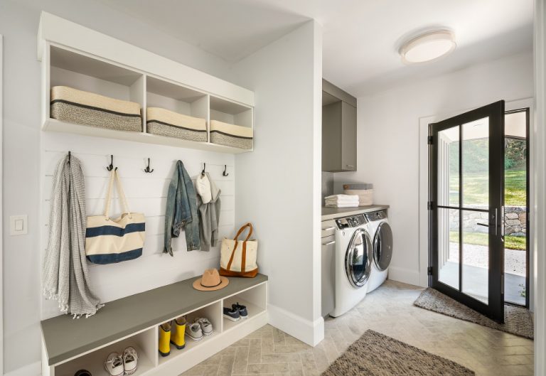 16 Fabulous Contemporary Laundry Room Interiors That Will Surprise You