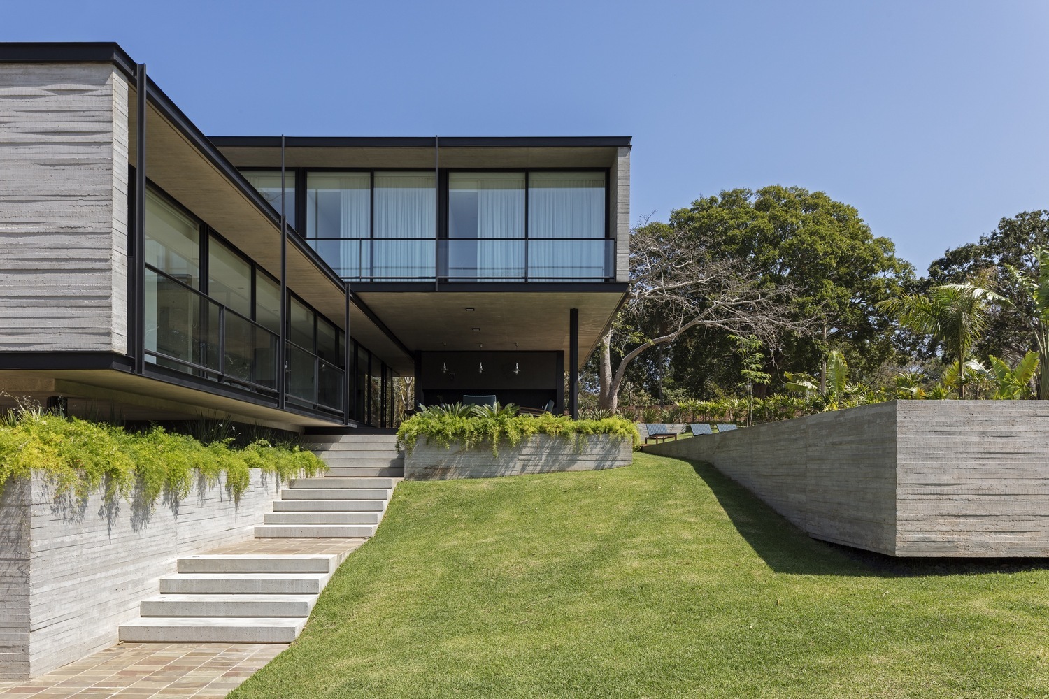 Pomarino House by Sommet in Porongo, Bolivia
