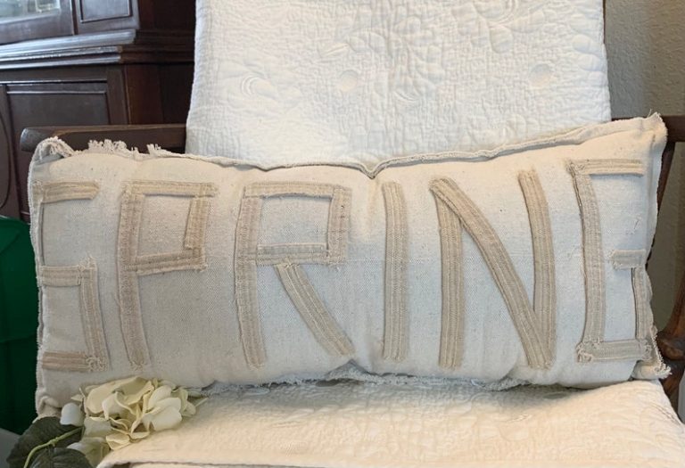 15 Awesome Spring Pillow Designs That Will Update Your Couch For The Season