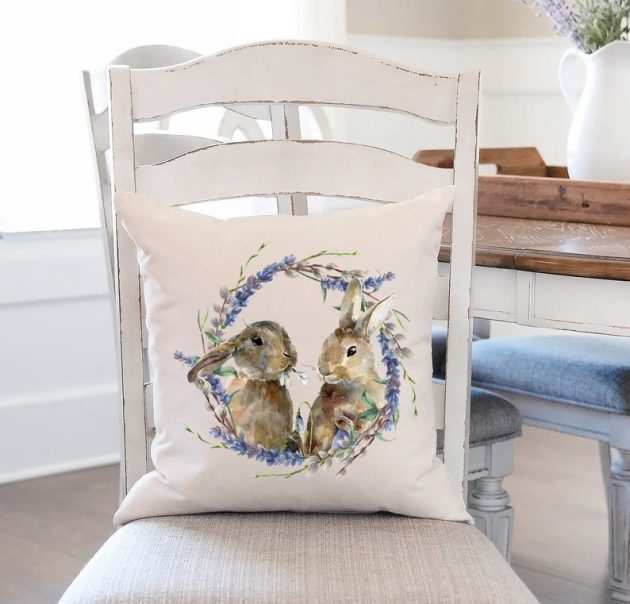 15 Awesome Spring Pillow Designs That Will Update Your Couch For The Season
