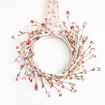 15 Refreshing DIY Spring Wall Décor Projects You Must Try