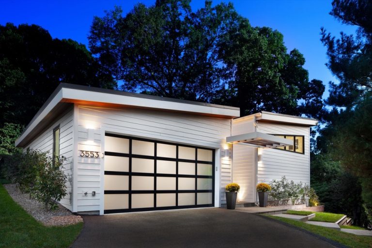 18 Outstanding Contemporary Garage Designs You Must See