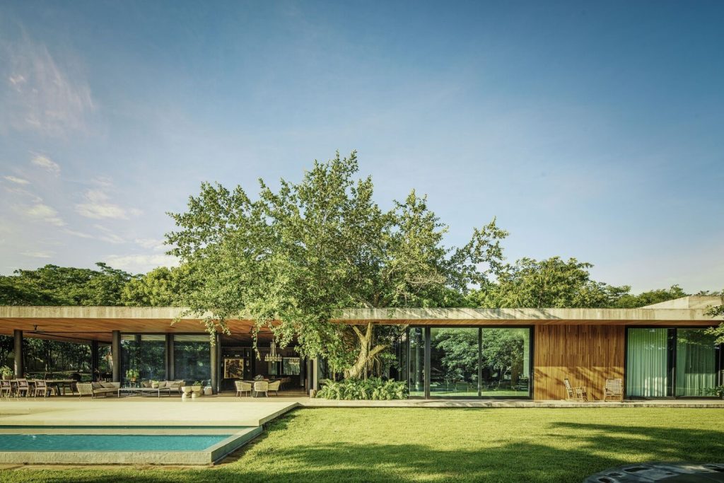 Akúun House by Arkham Projects in Merida, Mexico