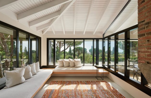 15 Beautiful Modern Sunroom Designs Perfect For Any Weather