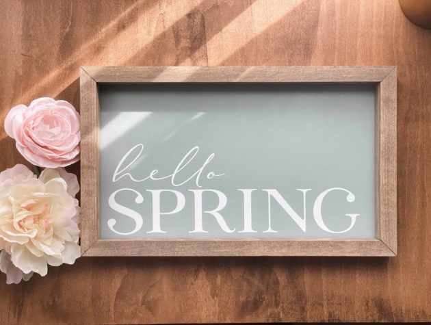 16 Colorful Spring Sign Designs You Can Scatter About Your Home