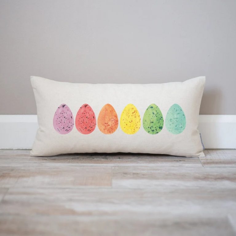 18 Magical Easter Pillow Designs That Will Liven Up Your Sofa