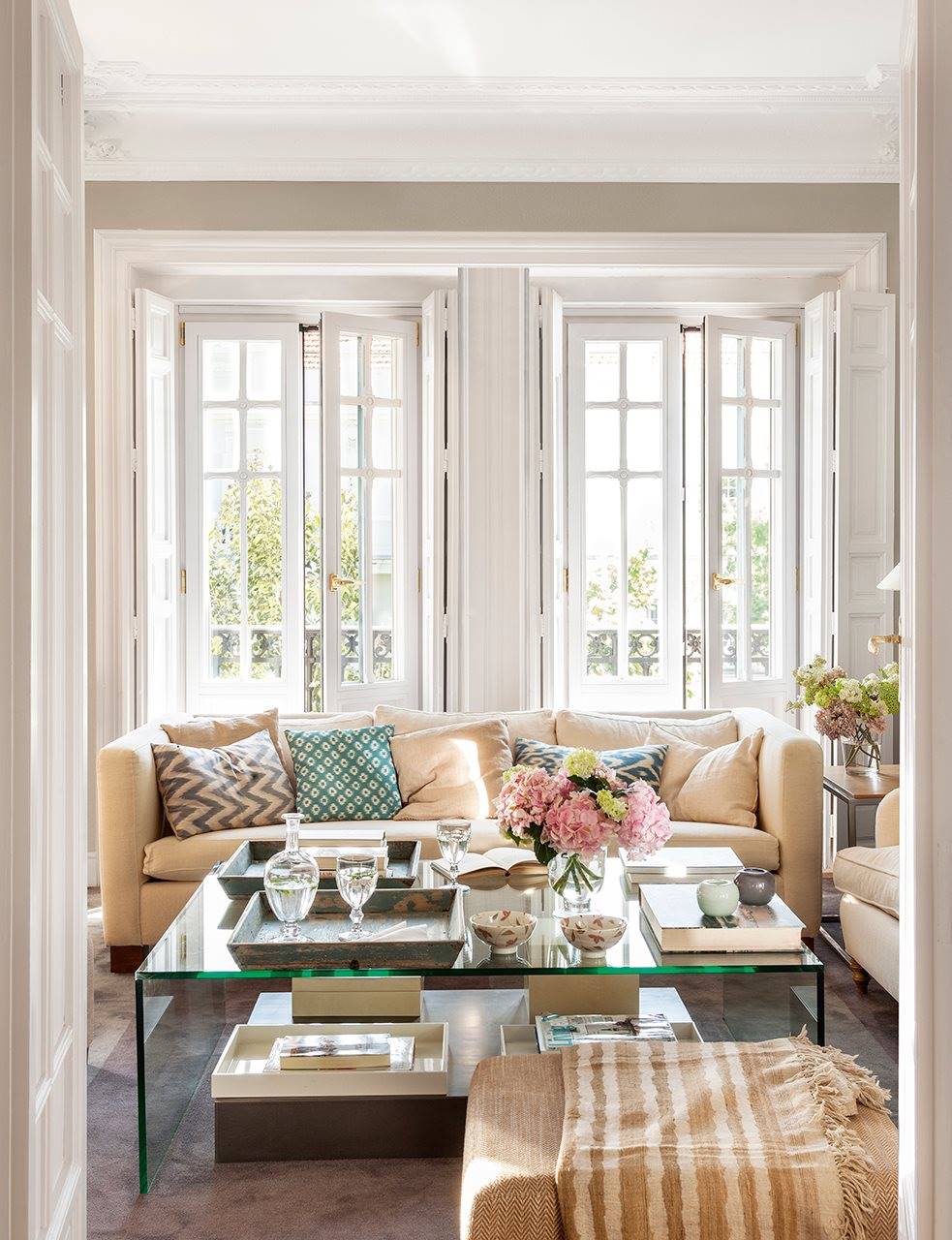 Very Bright Living Rooms That Will Warm Your Heart (Part II)