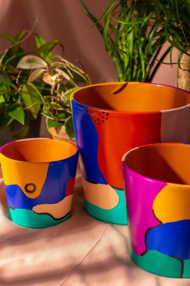 15 Cheerful & Colorful Planter Designs Perfect For Spring