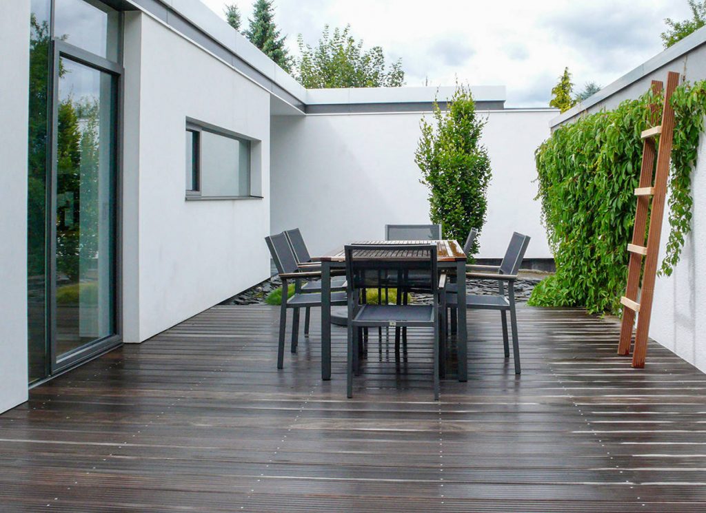 15 Outstanding Modern Deck Designs That Will Make You Fall In Love