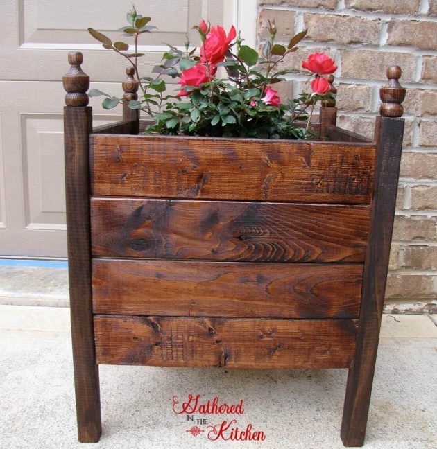 15 Super Easy DIY Reclaimed Wood Projects For Your Outdoor Spaces