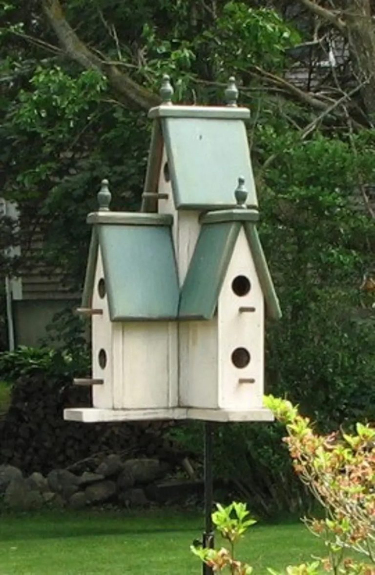 16 Beautiful Birdhouse Designs That Will Invite The Bird Song To Your ...