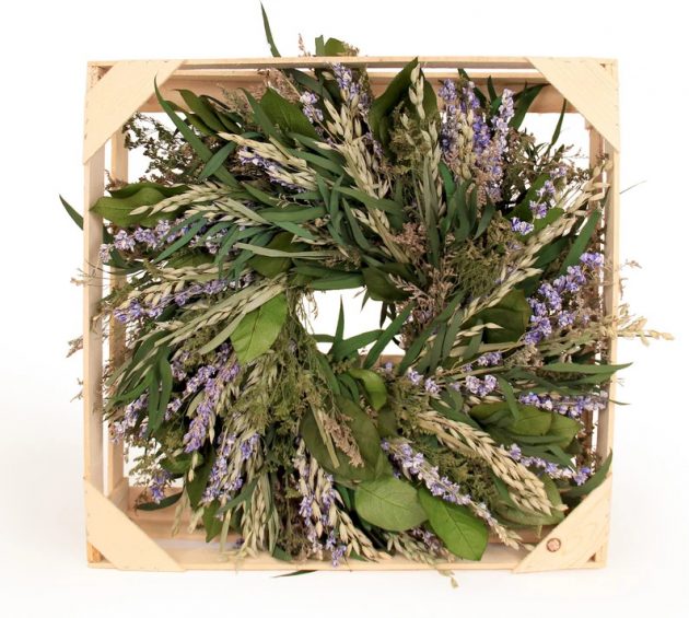 16 Refreshing Natural Spring Wreath Designs That Will Dazzle You