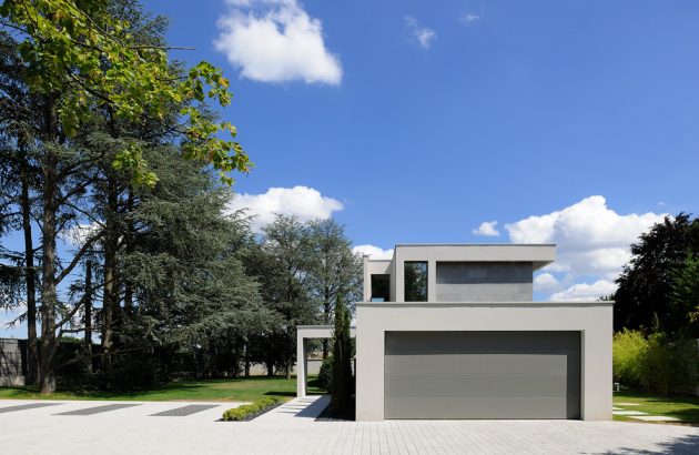 15 Amazing Modern Garage Designs That Will Change Your Perspective