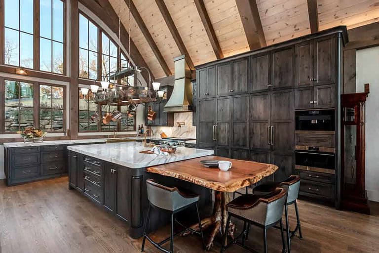 15 Stunning Rustic Kitchen Interiors You're Gonna Love