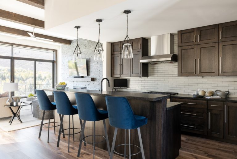 15 Stunning Rustic Kitchen Interiors You're Gonna Love