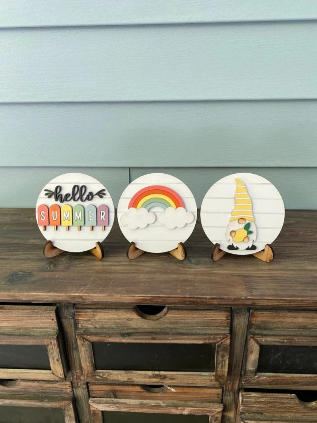 16 Super Cute Summer Shelf Decorations That Will Liven Up Your Décor